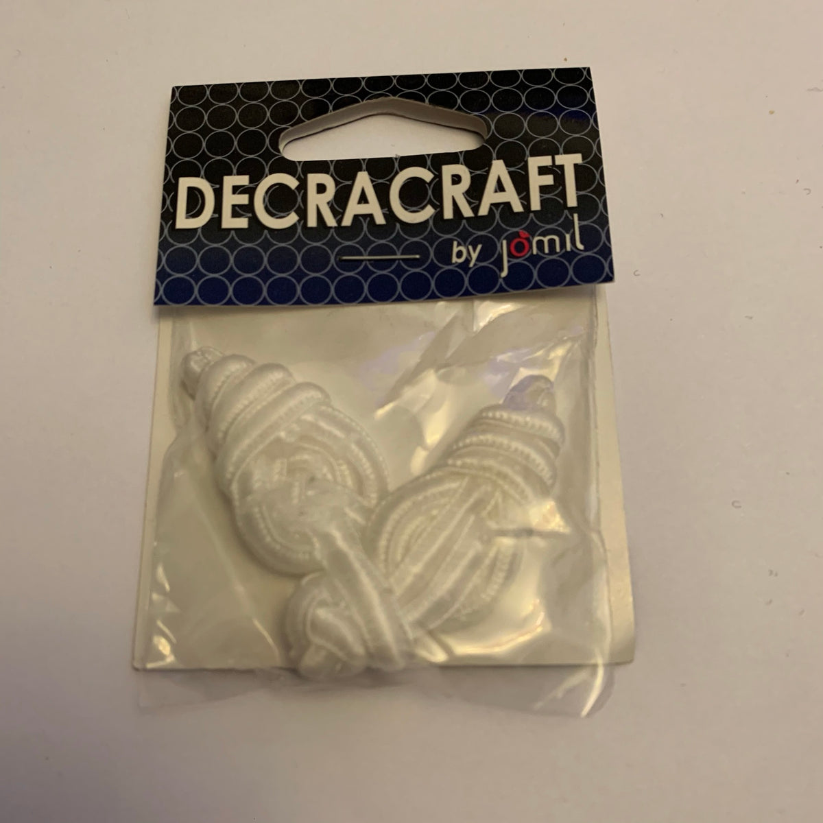 Decracraft Frog Fastening Clips - Ivory – Kayes Textiles